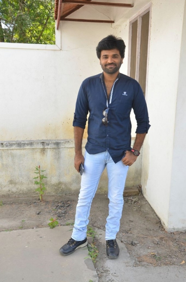 Amba Movie Launch Photos - FilmiBeat