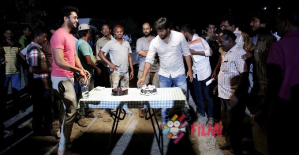 Actor Kalaiarasan Birthday Celebration With Pattinapakkam Team At ...
