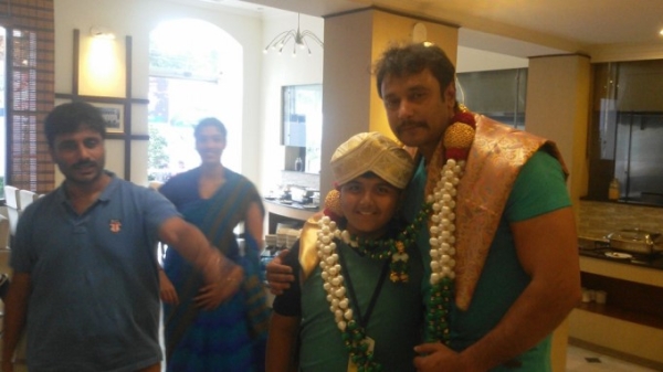 Darshan Birthday Celebration At Sandesh The Prince Mysore Photos ...