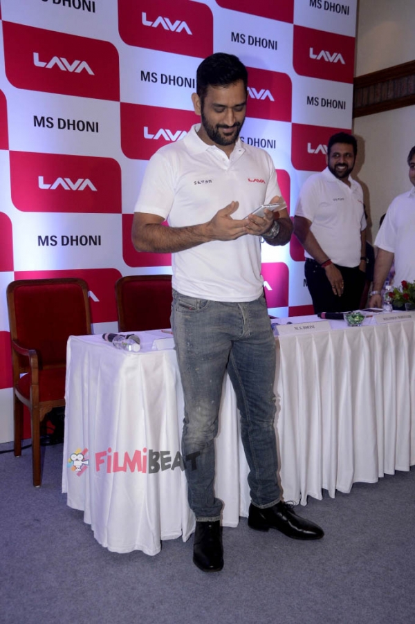 Lava Announces Mahendra Singh Dhoni As Lava Brand Ambassador Photos ...