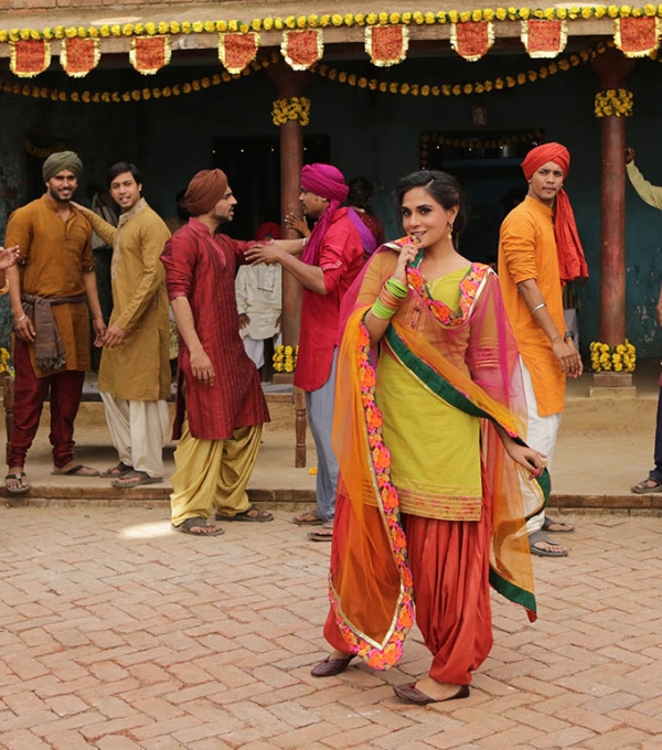 Sarbjit Photos: HD Images, Pictures, Stills, First Look Posters of ...