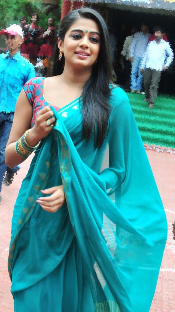 Indian Top Actress In Saree Photos Filmibeat