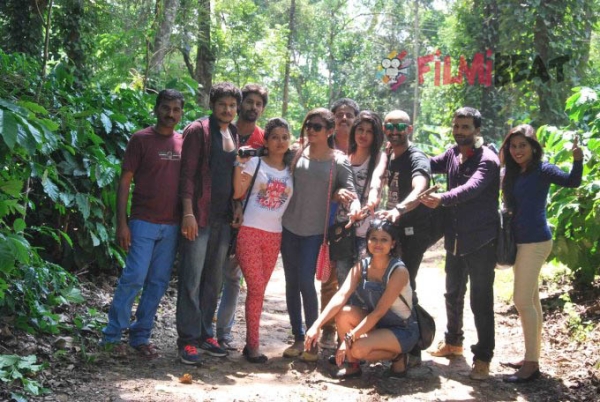 Shalini Photos: HD Images, Pictures, Stills, First Look Posters of ...