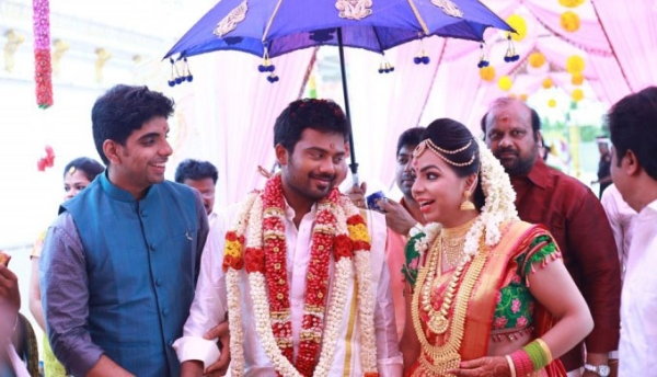 Tamil Actor Pandiarajan Son Prithvi Rajan Akshaya Marriage Photos ...