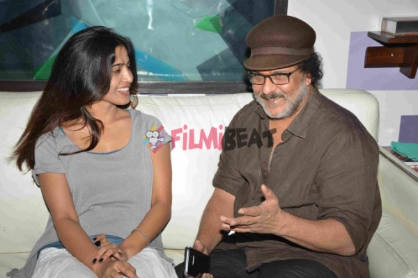V Ravichandran's Apoorva Movie Pressmeet Photos - FilmiBeat