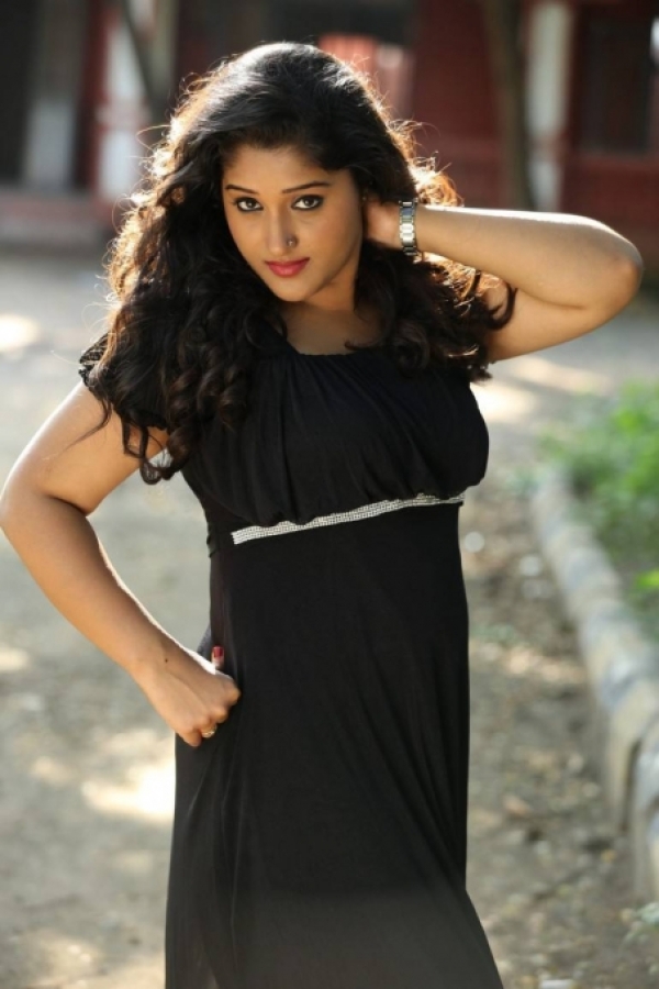 Swapna Menon Photos: Latest HD Images, Pictures, Stills & Pics - FilmiBeat