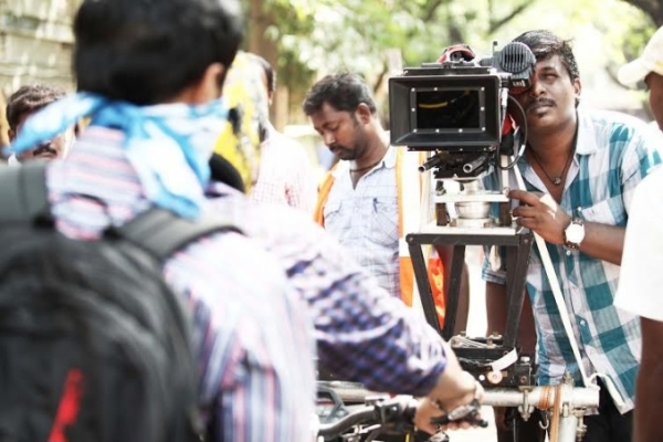 Metro Photos: HD Images, Pictures, Stills, First Look Posters of Metro ...