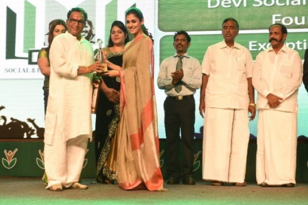 Amma Sports Foundation Awards 2016 Photos - FilmiBeat