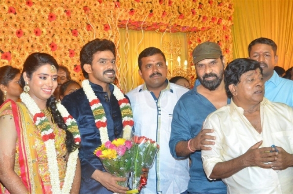 Actor Singamuthu Son Wedding Reception Photos - FilmiBeat