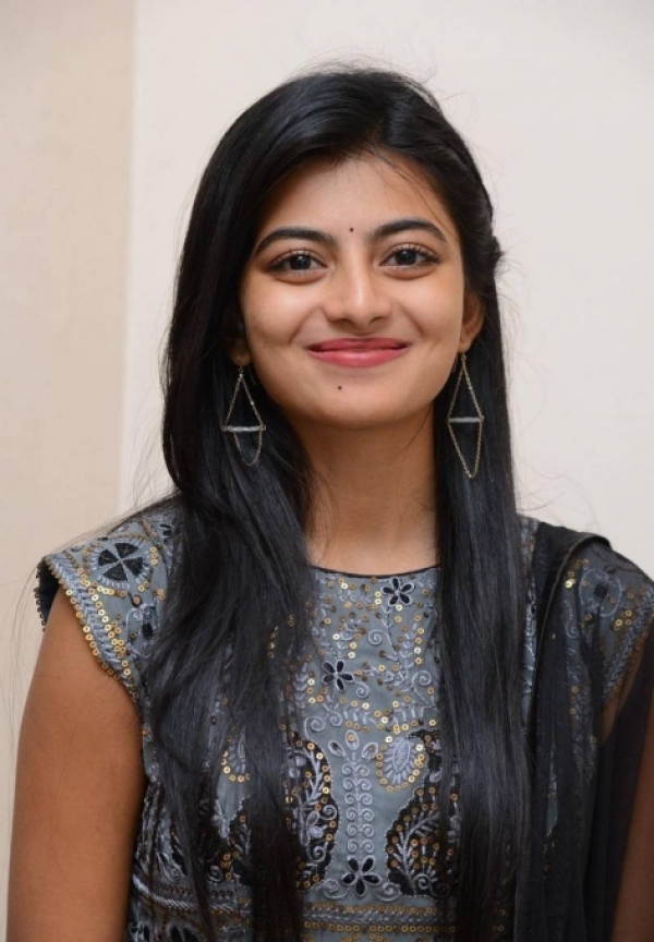 Anandhi Photos [HD]: Latest Images, Pictures, Stills of Anandhi - FilmiBeat