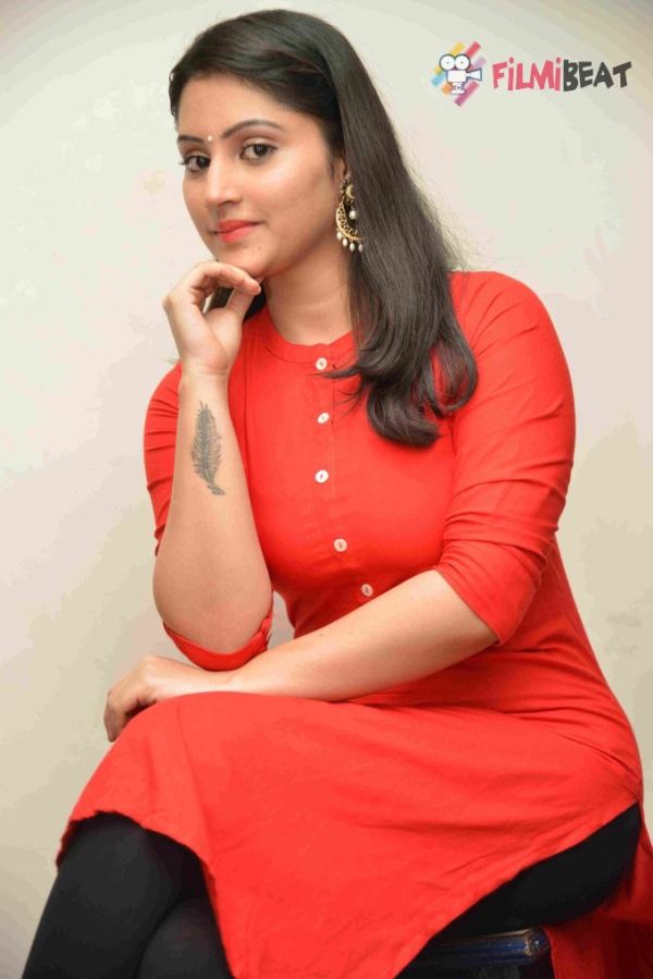 Akanksha Photos: Latest HD Images, Pictures, Stills & Pics - FilmiBeat