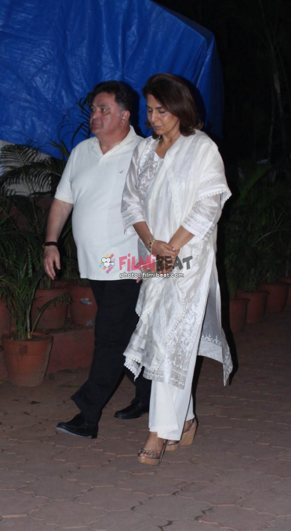 Prayer Meeting Of Shilpa Shetty Father Surendra Shetty Photos - FilmiBeat
