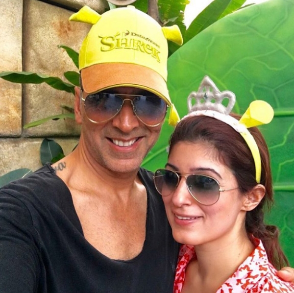 Akshay Kumar Family Vacation In South Africa Photos FilmiBeat akshay-kumar-family-vacation-in-south-africa-photos-filmibeat
