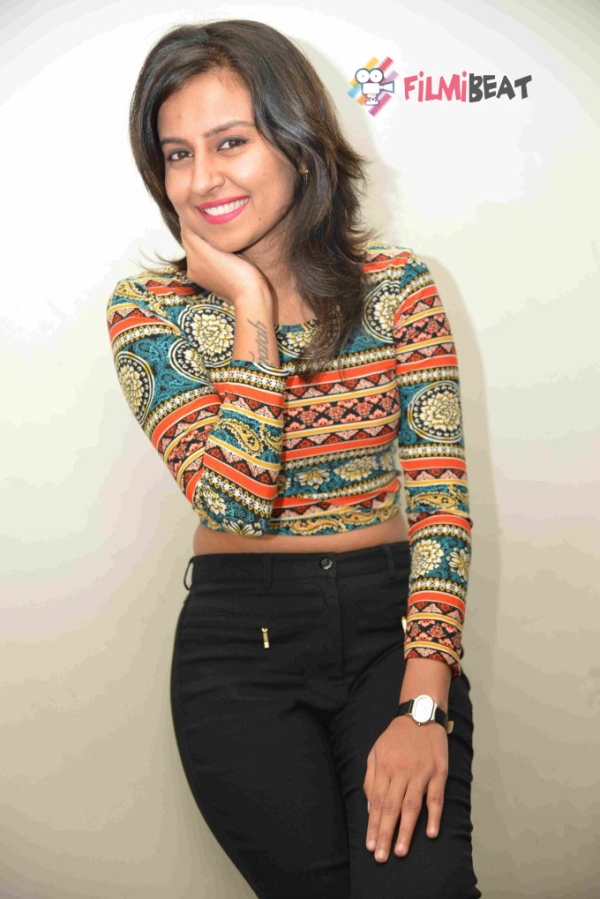 Jayashree Aradhya Photos Hd Latest Images Pictures