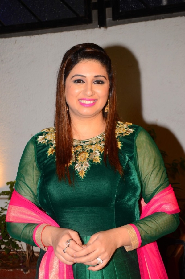 Kishwer Merchant Sangeet Ceremony Photos - FilmiBeat