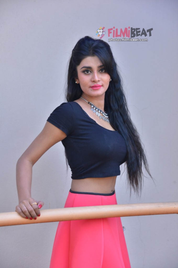 Harini Photos: Latest HD Images, Pictures, Stills & Pics - FilmiBeat