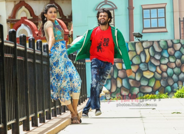 Dwaraka Photos: HD Images, Pictures, Stills, First Look Posters of ...