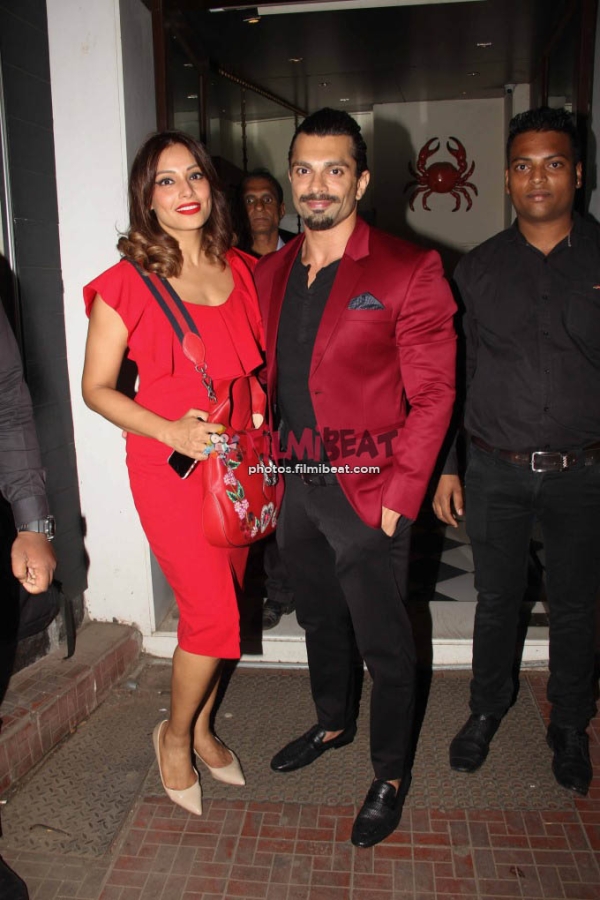 Karan Singh Grover & Bipasha Basu Celebrates Valentine Day 2017 Photos ...