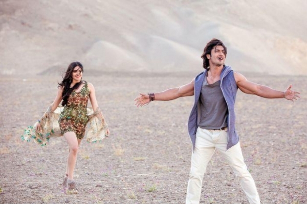 Commando 2 Photos: HD Images, Pictures, Stills, First Look Posters of ...