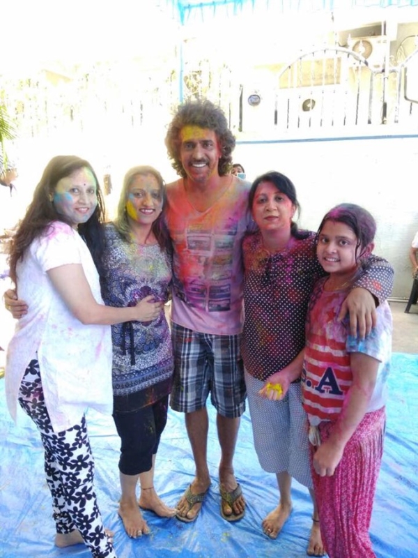 Kannada Celebrities Celebrates Holi 2017 At Upendra House Photos ...