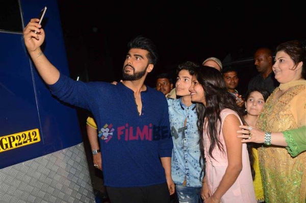 Arjun Kapoor, Athiya Shetty, Illeana D Cruz Spotted At Mehboob Studio ...