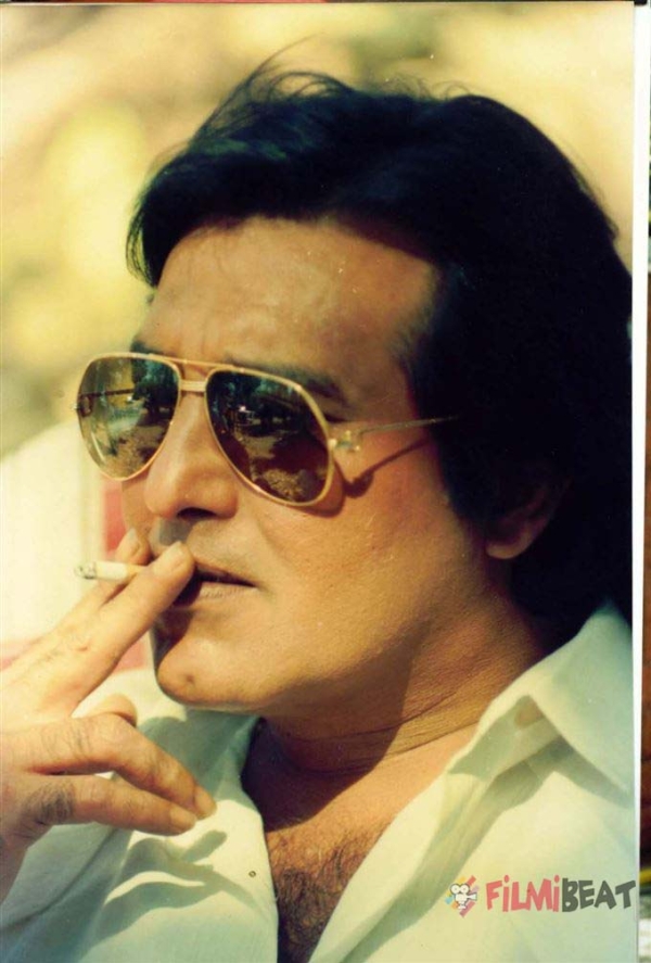 Unseen Photos Of Vinod Khanna Photos - FilmiBeat