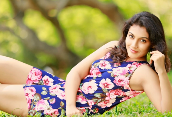 Chandhana Photos [HD]: Latest Images, Pictures, Stills of Chandhana ...