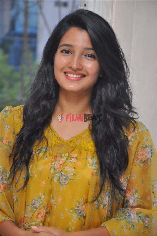 Deepti Shetty Photos: Latest HD Images, Pictures, Stills & Pics - FilmiBeat