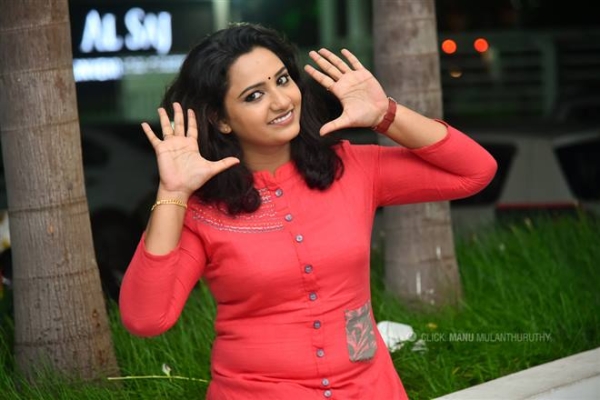 Pratheeksha G Pradeep Photos: Latest HD Images, Pictures, Stills & Pics ...