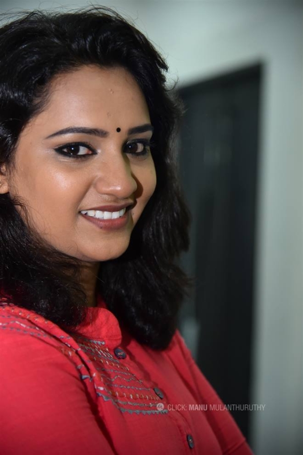 Pratheeksha G Pradeep Photos: Latest HD Images, Pictures, Stills & Pics ...
