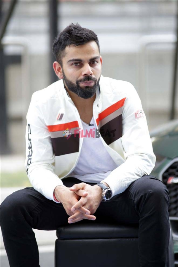 Virat Kohli Spotted Spending Quality Time With His Cars In New Delhi ...