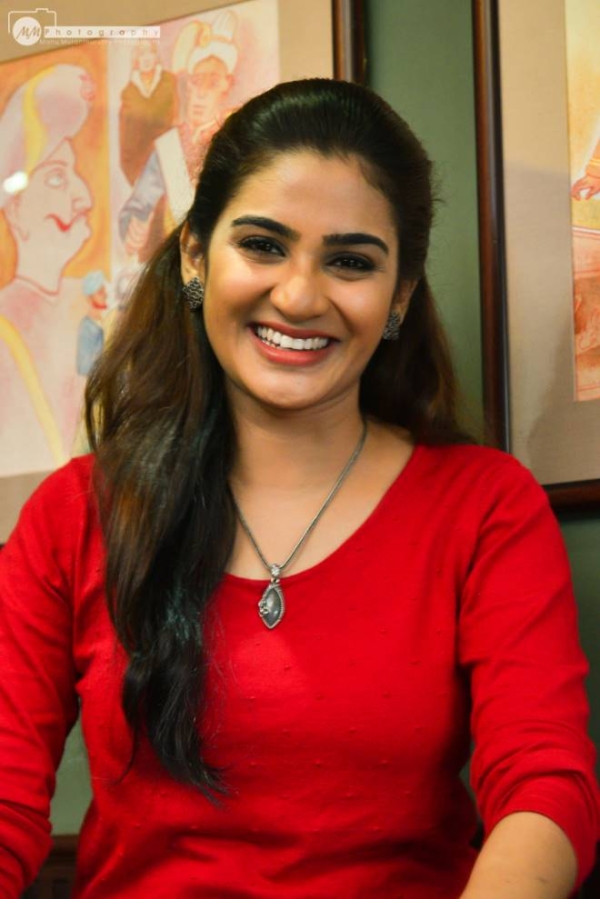 Adithi Ravi Photos: Latest HD Images, Pictures, Stills & Pics - FilmiBeat