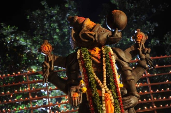 Tarakasura Shooting Press Meet Photos - FilmiBeat