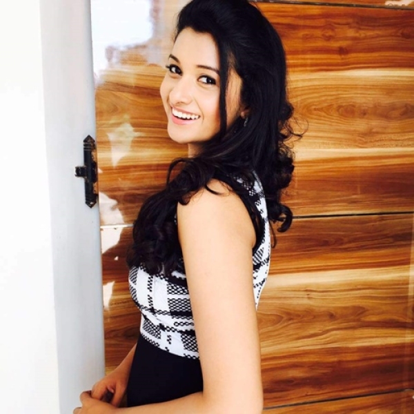 Serial Actress Priya Bhavani Shankar Enter Tamil Cinema Photos - FilmiBeat