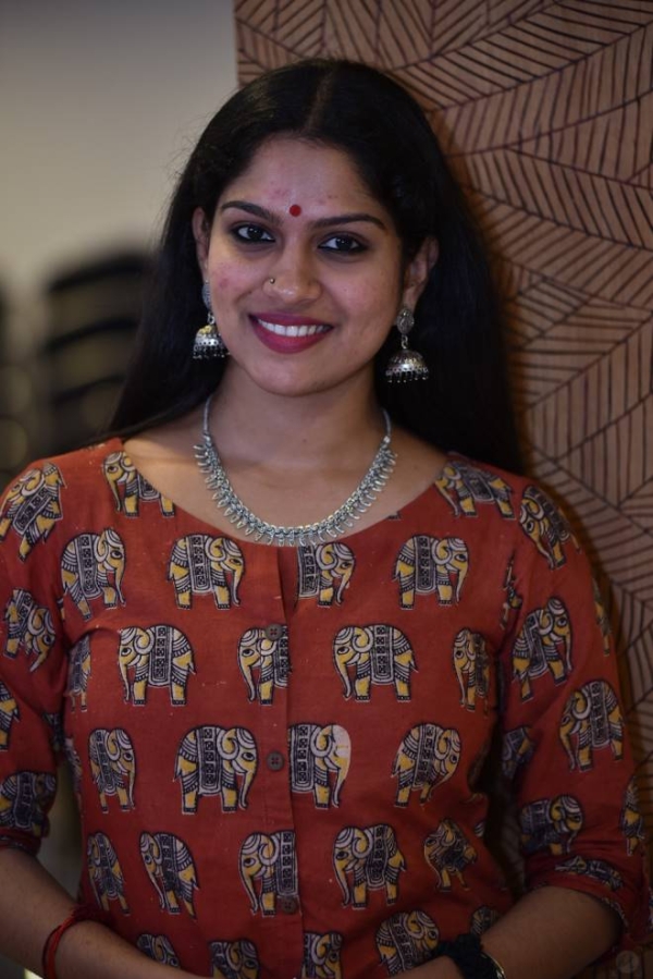 Swasika Photos [HD]: Latest Images, Pictures, Stills of Swasika - FilmiBeat