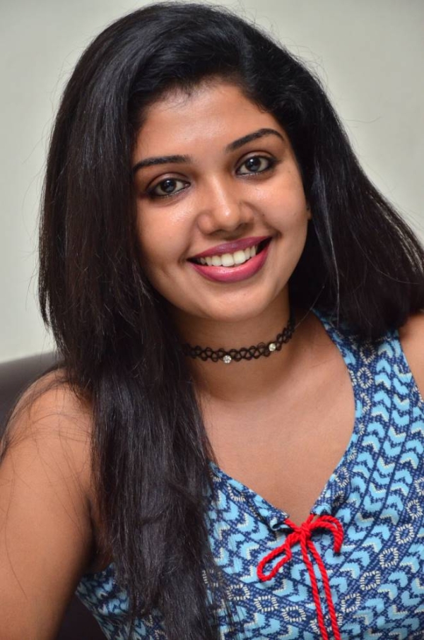 Rithwika Photos: Latest HD Images, Pictures, Stills & Pics - FilmiBeat