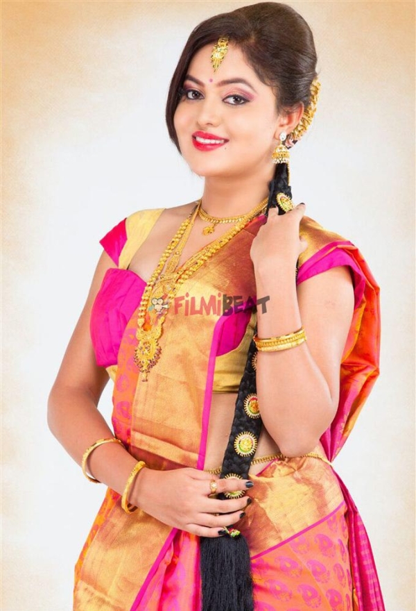 Amrutha Photos: Latest HD Images, Pictures, Stills & Pics - FilmiBeat