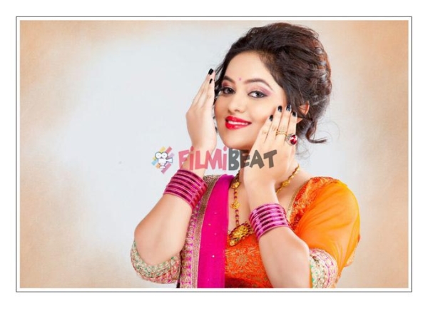 Amrutha Photos: Latest HD Images, Pictures, Stills & Pics - FilmiBeat