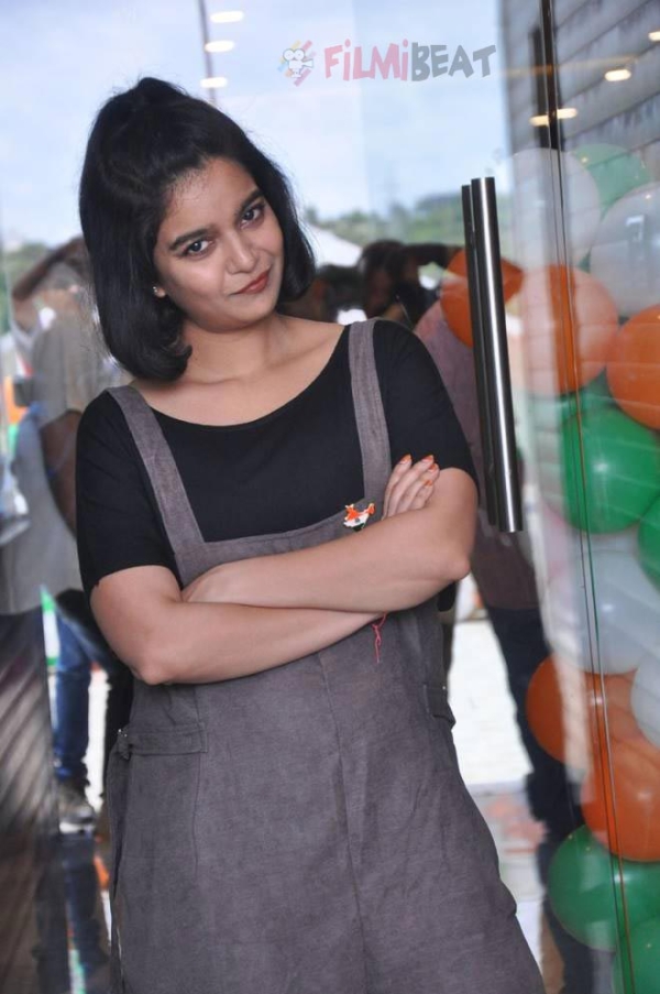 Swati Reddy Photos: Latest HD Images, Pictures, Stills & Pics - FilmiBeat
