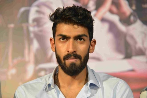 Ananthu V/S Nusrat Launch Photos - FilmiBeat