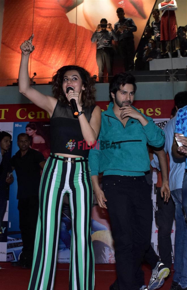 Judwaa 2 Song Unchi Hai Building Launch At Jaipur Photos - FilmiBeat