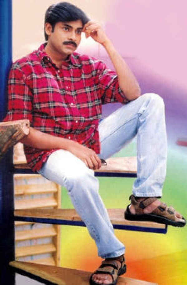 Rare Pics Of Tollywood Actor Pawan Kalyan Photos - FilmiBeat
