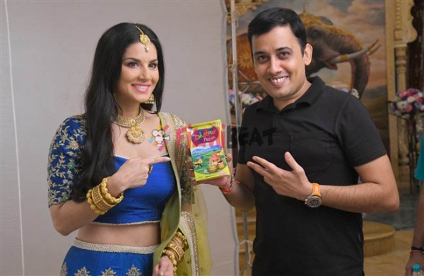 Sunny Leone Shoots For Dholpur Fresh Pure Ghee Photos - FilmiBeat