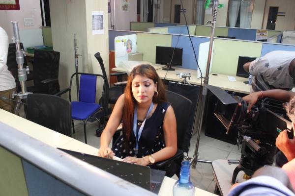 Rangeela (New) Photos: HD Images, Pictures, Stills, First Look Posters ...