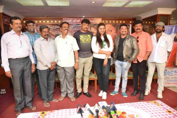 Mombatti press Meet Photos - FilmiBeat