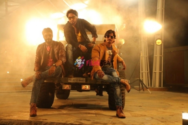 Samyuktha Photos: HD Images, Pictures, Stills, First Look Posters of ...