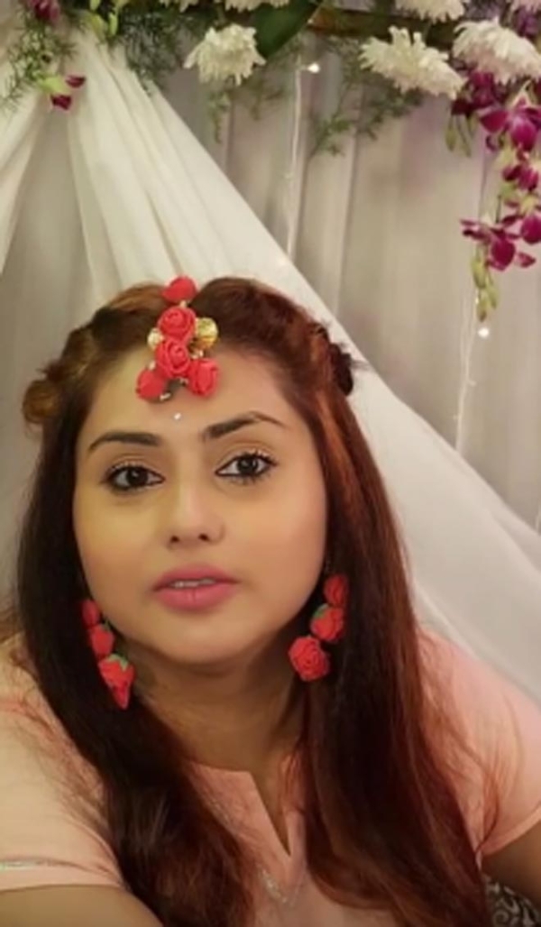 Namitha Wedding Mehandi Ceremony Photos - FilmiBeat