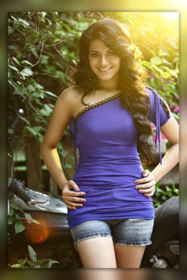 Poonam Preet Photos: Latest HD Images, Pictures, Stills & Pics - FilmiBeat