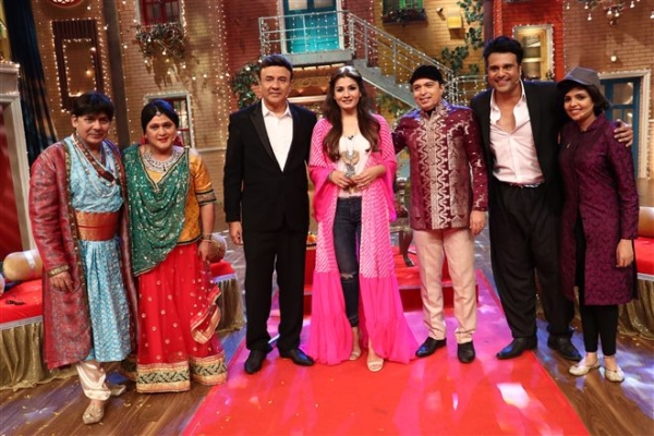 The Drama Company Episode With Anu Malik, Raveena Tandon & Altaf Raja ...