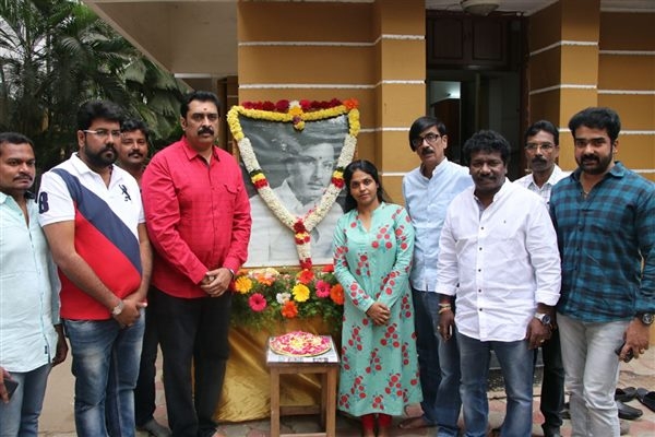 MGR 30th Death Anniversary Photos - FilmiBeat